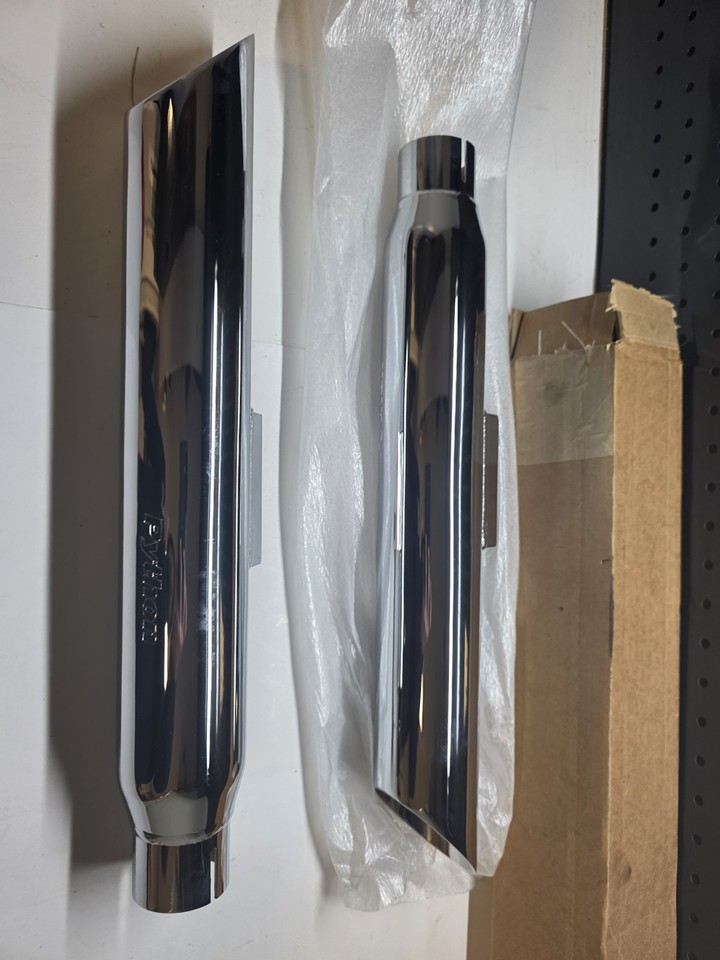 Python 2.5 inch Slash-Cut Dual Slip-On Mufflers For Harley Softail P521RC | eBay