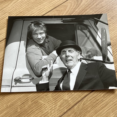 James Hunt and Eric Sykes - rare press photograph. Mr H is Late | eBay UK