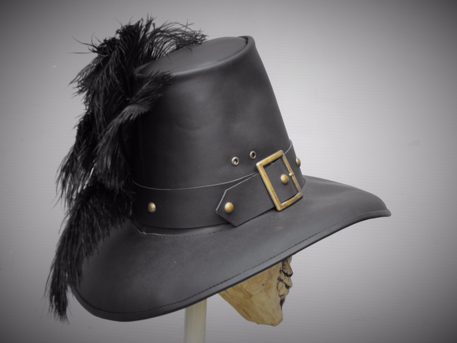 Conquistador noir leather hat pirate feather costume cosplay ...