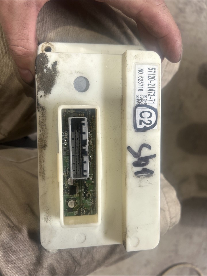 Combination Meter Assembly - TY57120-21472-71. Used. Works | eBay UK