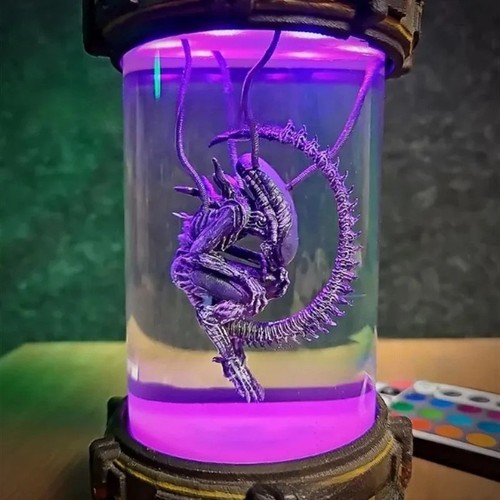Alien Xenomorph Table Bedside Lamp Night Light Sci-Fi Desk Room Horror Decor | eBay