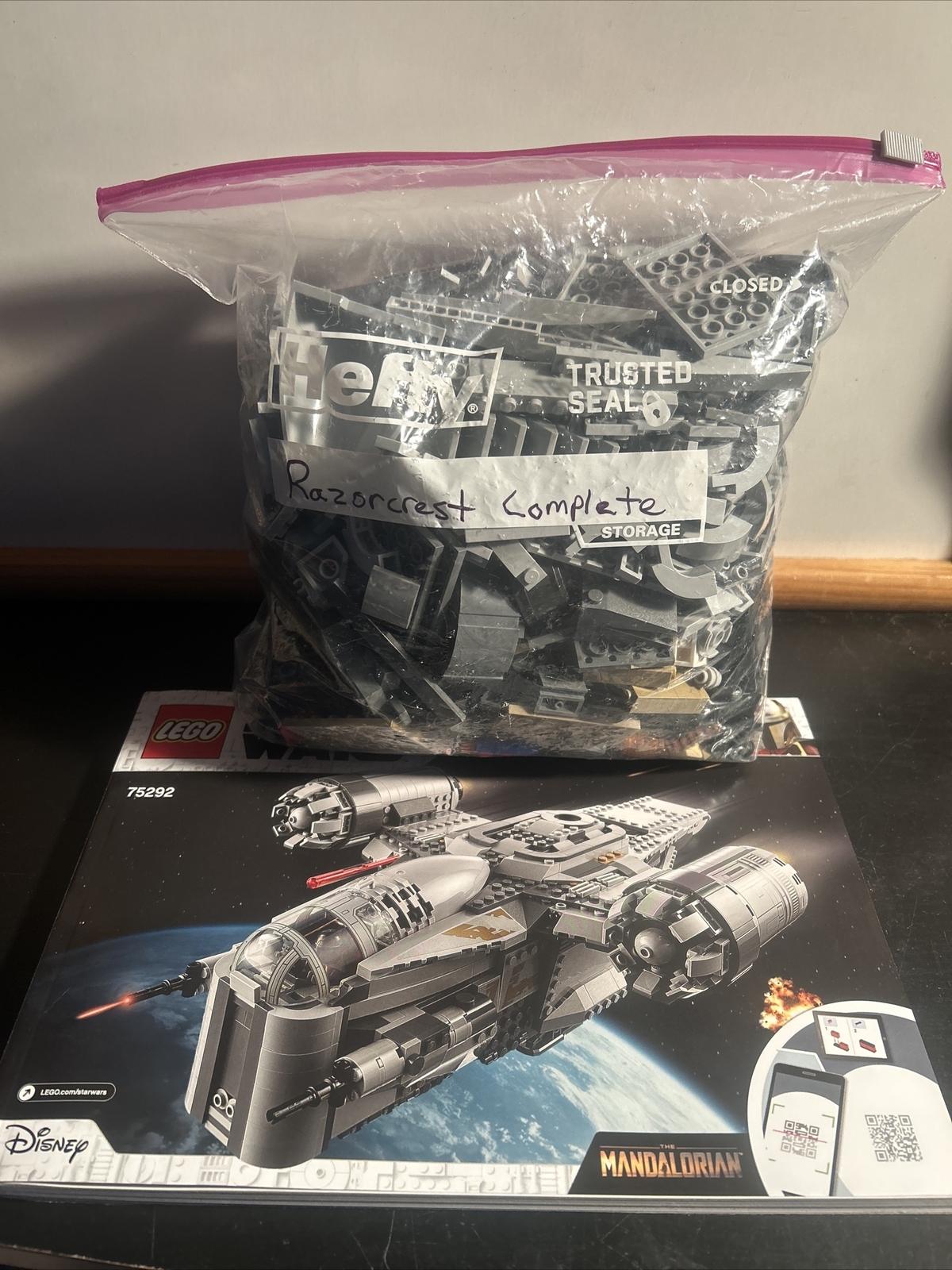 LEGO Star Wars: The Razor Crest (75292) Complete Build with ...