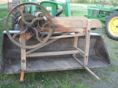 Primitives - Hay Cutter