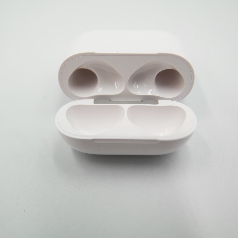 AirPods (4th Generation) With Active Noise Cancellation (ANC)-A3057 | eBay