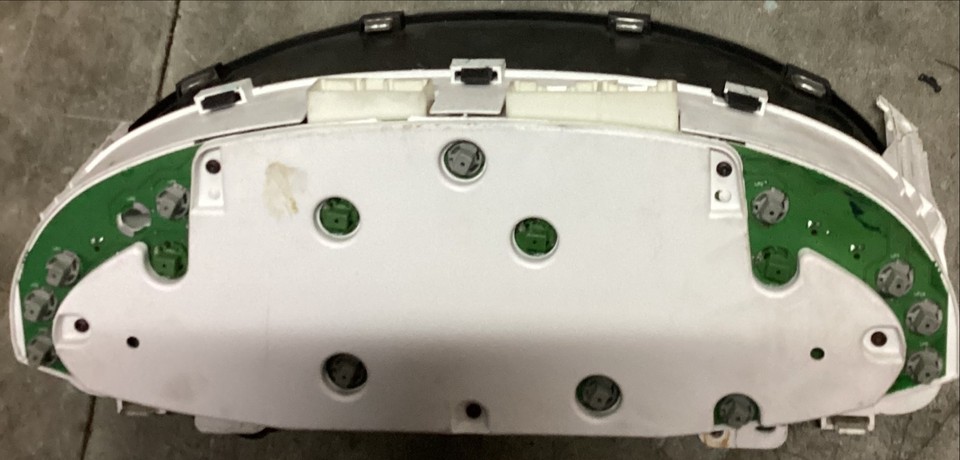 01 FORD ESCAPE INSTRUMENT CLUSTER SPEEDOMETER MPH TACH ODOMETER | eBay