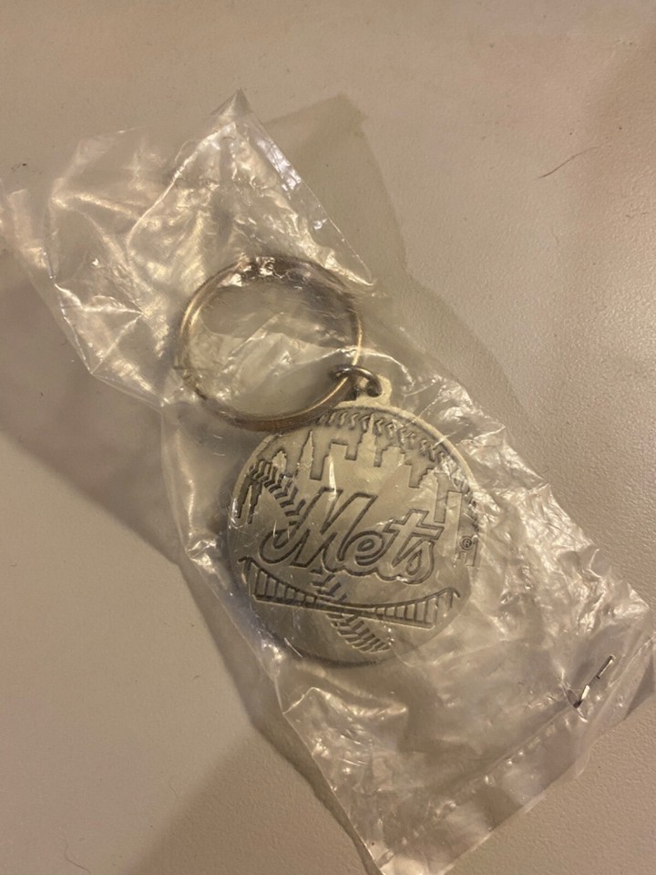 CITI FIELD Groundbrealing Medallion Keychain NY METS | eBay