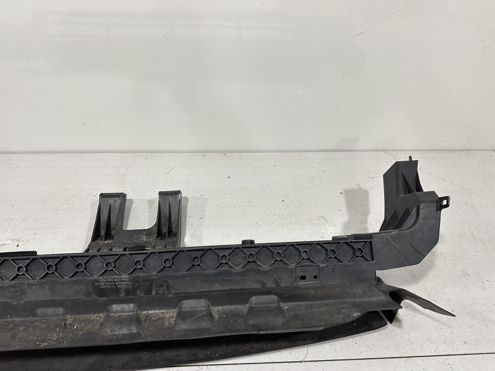 NISSAN ROGUE 2018-2020 Radiator Shutter OEM 21421-6FR0A | eBay