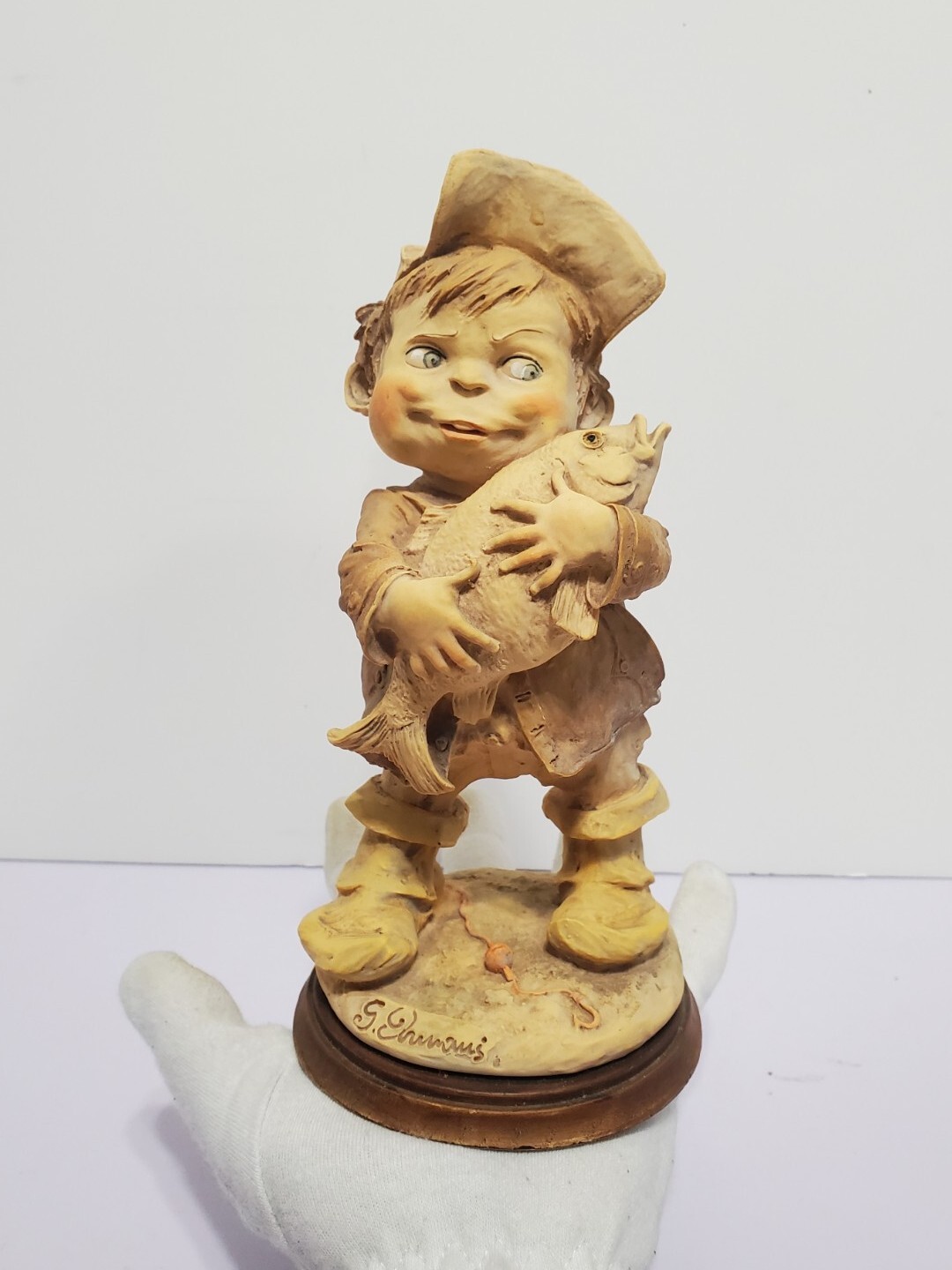 Giuseppe Armani Figurine Boy With Fish Gulliver’s World 8.5 ...