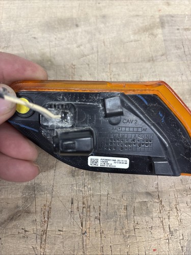 JEEP GLADIATOR OEM SIDE MARKER LAMPS X 2 | eBay