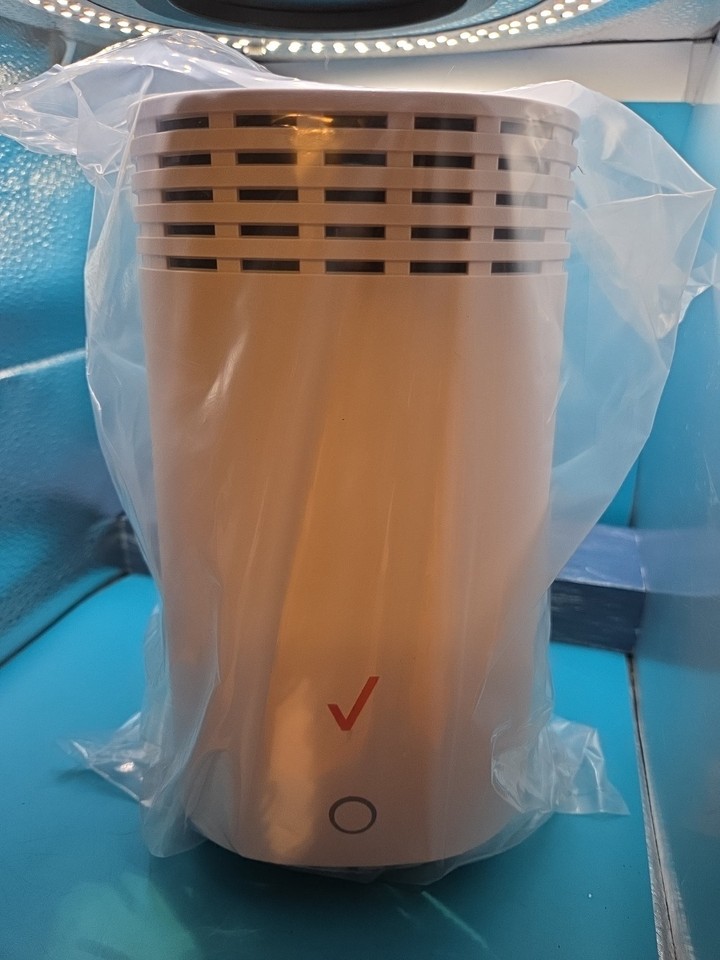 Verizon wireless 5G Home Internet WiFi Extender New But No Ethernet ...