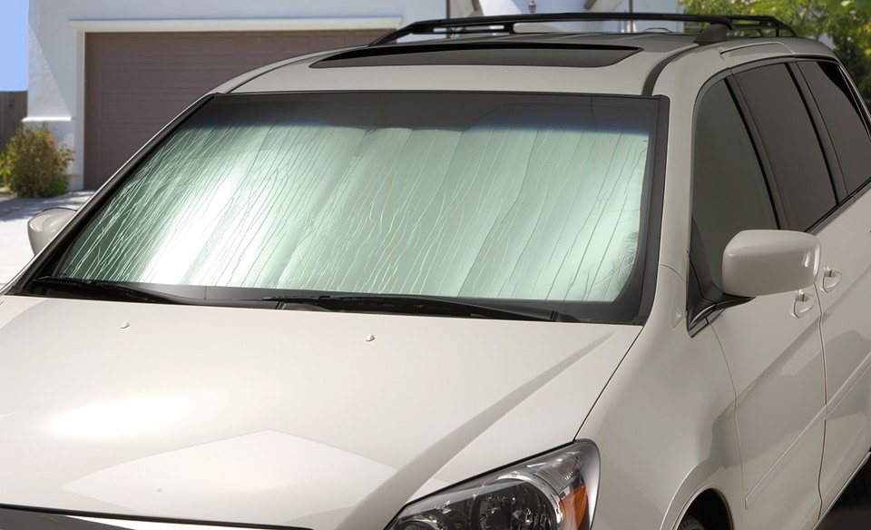 Custom Fit Rollup Windshield Sunscreen Shade for 1990-2004 Isuzu Rodeo ...