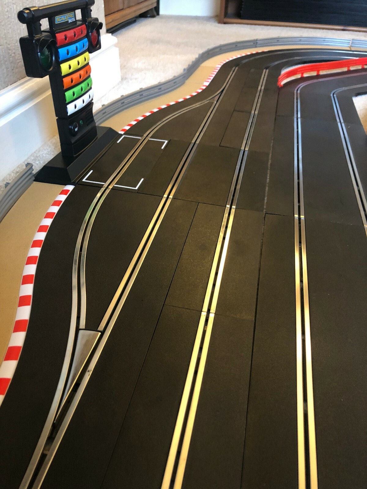 Scalextric Digital Advanced Layout / Pit Lane & Game / 3 Lane Changers ...