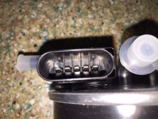 Mercedes Benz Diesel Fuel Filter 5 Pin Connector OEM MANN WK 820/15 A ...