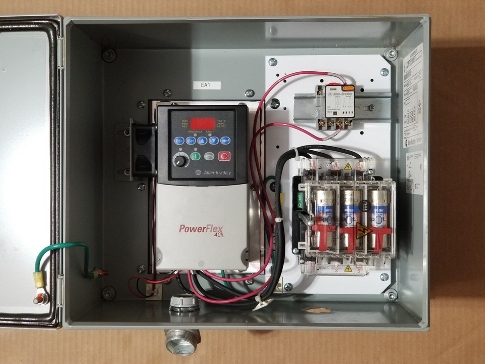 Allen Bradley PowerFlex 40 VFD Package Enclosure+VFD 380-480 3-phase ...