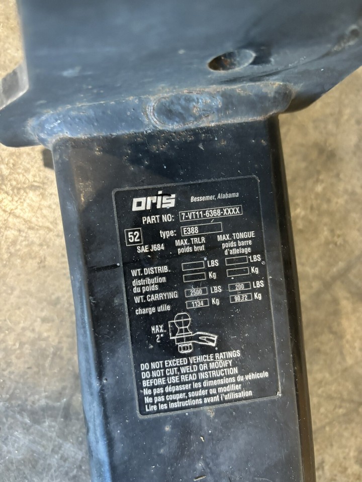 2003-2006 Chevy SSR Trailer Hitch Receiver OEM | Oris | OE 2005