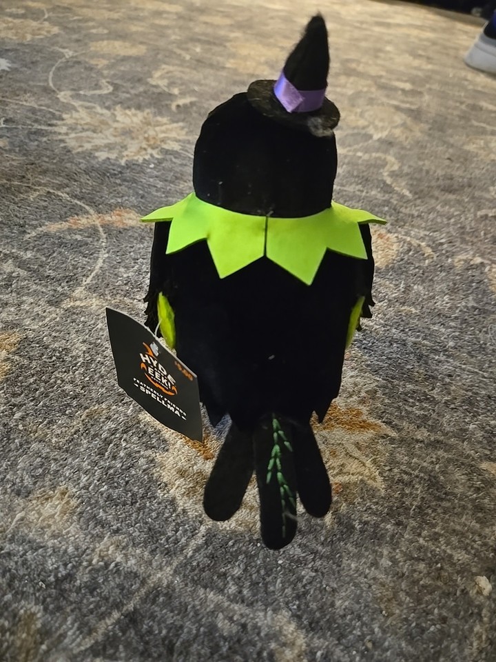 Target Hyde & EEK Featherly Friends 2024 Halloween Birds "Spellma ...