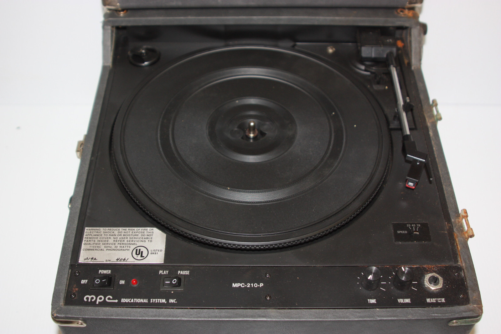 Vintage MPC 2192 Record Player Portable Amplifed Turntable w/Speakers ...