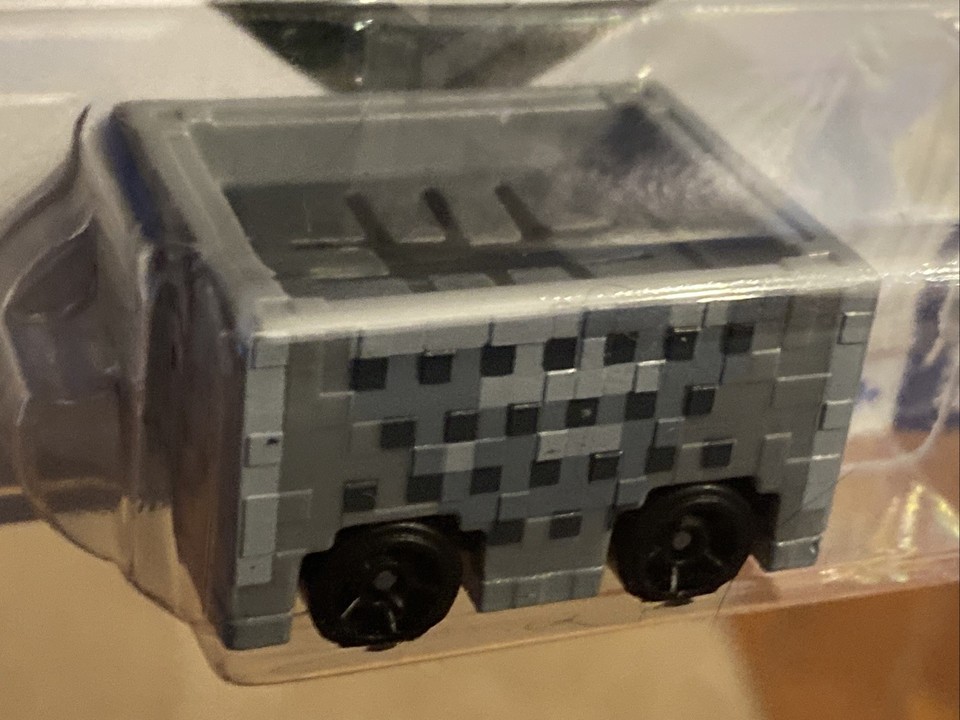2025 Hot Wheels Screen Time 8/10 Minecraft Minecart 146/250 | eBay