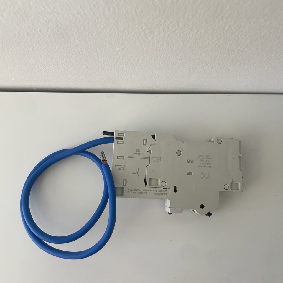 MEM B6 AMP TYPE B 6A MCB/RCBO MR30 POD 30mA MEMERA 2000 BILL EATON ...