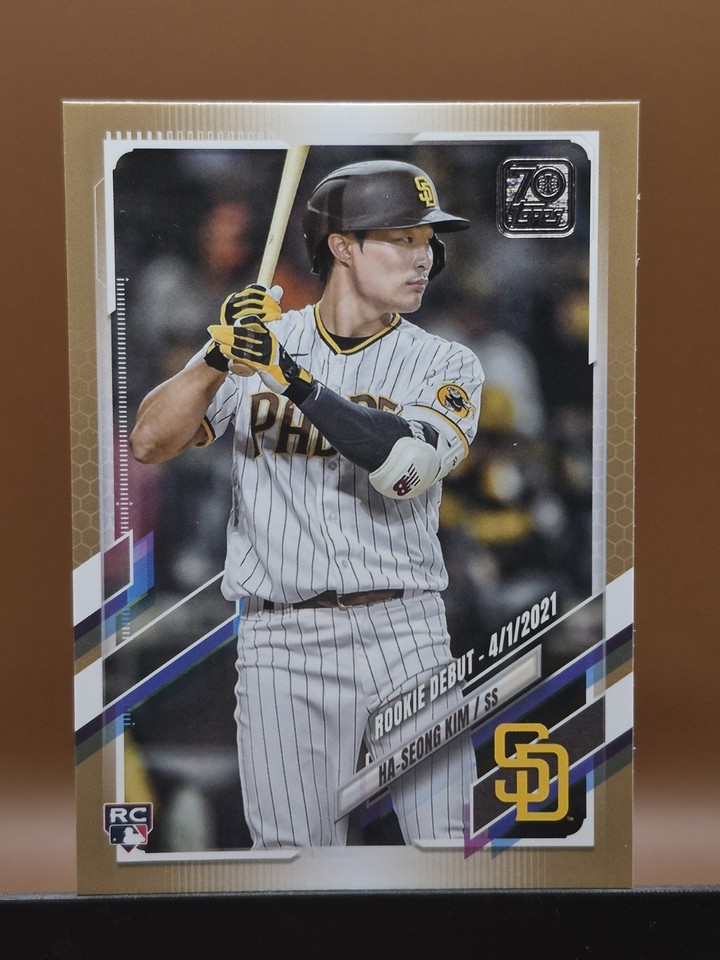 2021 Topps Update Series #US175 Ha-Seong Kim RC Debut Gold 0406/2021 ...