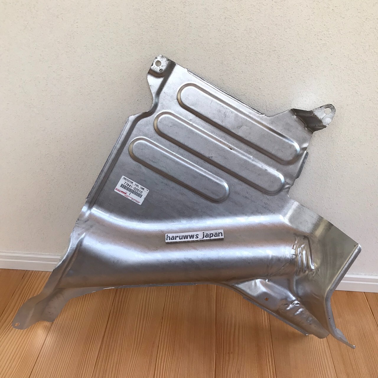 2003-2008 Genuine Toyota Avensis Fuel Tank Protector | 7764102010 ...