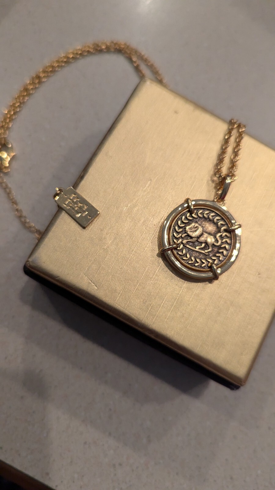 Elizabeth Taylor "Ancient" Coin Pendant Lion Medallio… - Gem