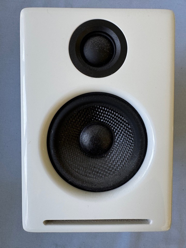AUDIOENGINE A2 White Bookshelf Speakers FOR PARTS or REPAIR (Needs Amp ...