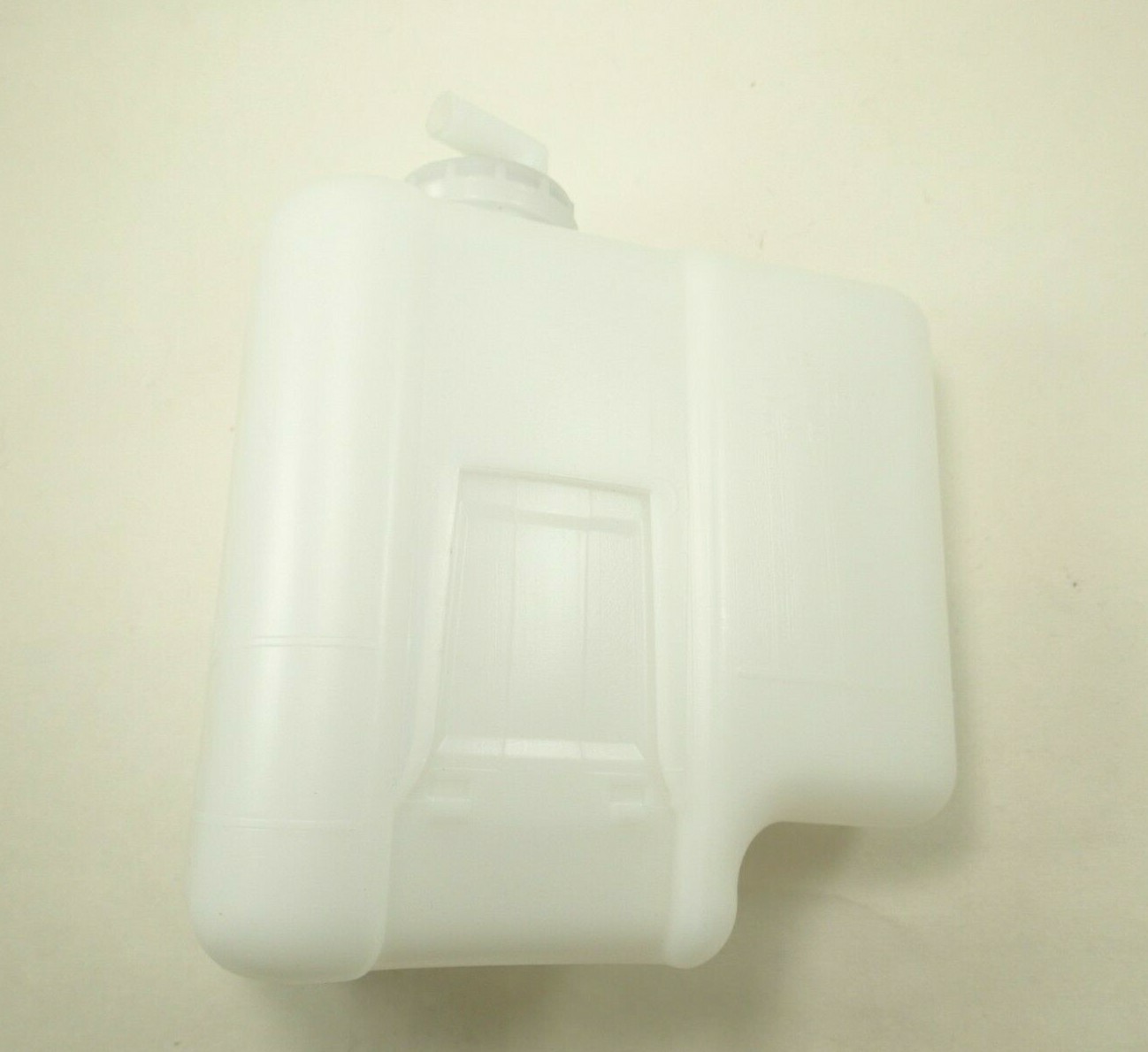 2001-2006 Gen3 Mitsubishi MONTERO Radiator Coolant Reservoir Tank ...