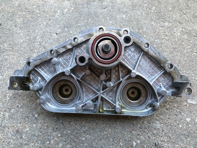 04-05 Mercedes C230 M271 ENGINE TOP UPPER TIMING CHAIN COVER OEM ...