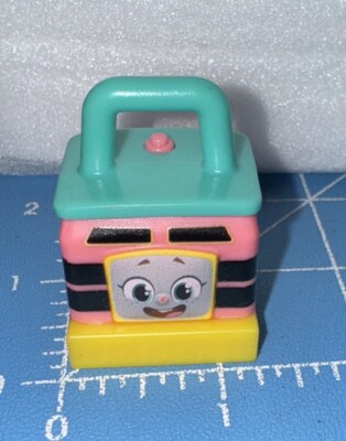Fisher Price: Thomas & Friends - Fix 'Em Up Friends - Sandy Figure | eBay
