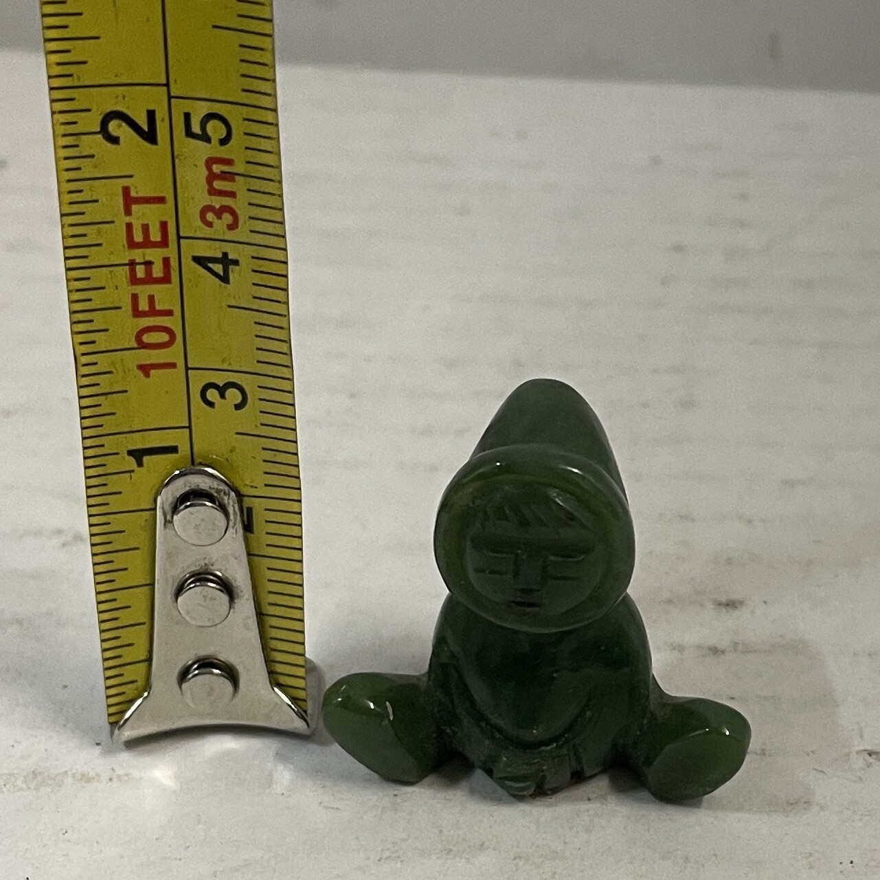 Vintage Green Carved Jade Sitting Inuit Eskimo Miniature Sculpture 1.25 ...