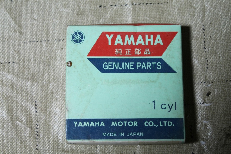 NOS 1979 Yamaha ET300 Enticer Piston Ring Set 2nd O/S (0.50) 1V0-11601 ...