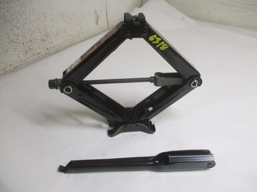 Chevrolet Cruze Trax Wheel Tire Jack Assembly w/Tool OEM LKQ | eBay