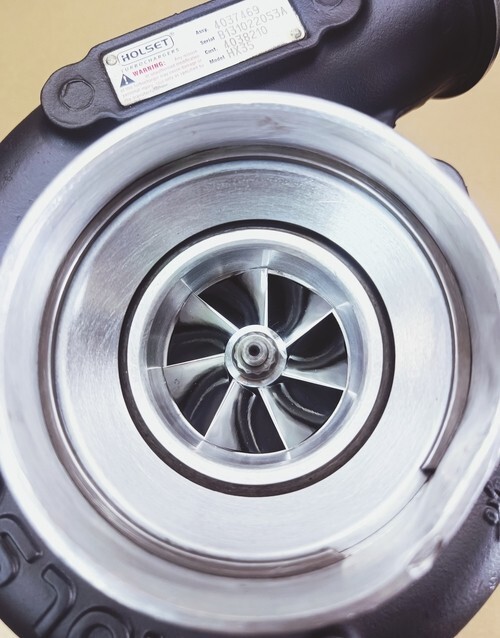 Turbocharger Turbo Holset HX35 T3 14cm twin scroll billet V-band 2.5 ...