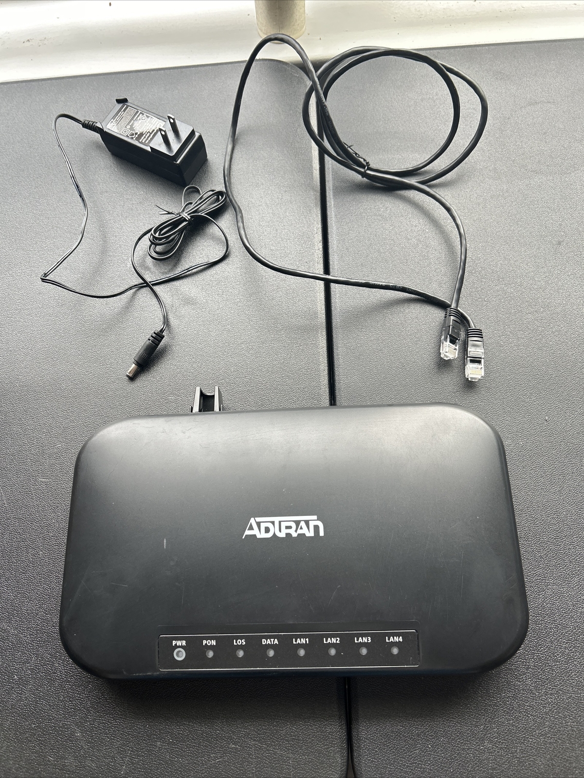 L) ADTRAN Model #1004 176100430F1 With 2 Cables Pictured | eBay