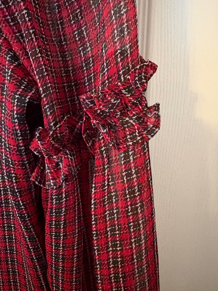 Tommy Hilfiger Women's Long Sleeve Ruffled Red Plaid Top Blouse- L ...