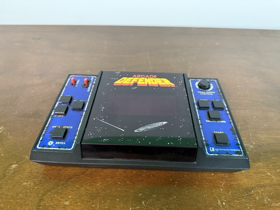 WORKING 1981 Entex ARCADE DEFENDER Handheld Portable Game Rare ...