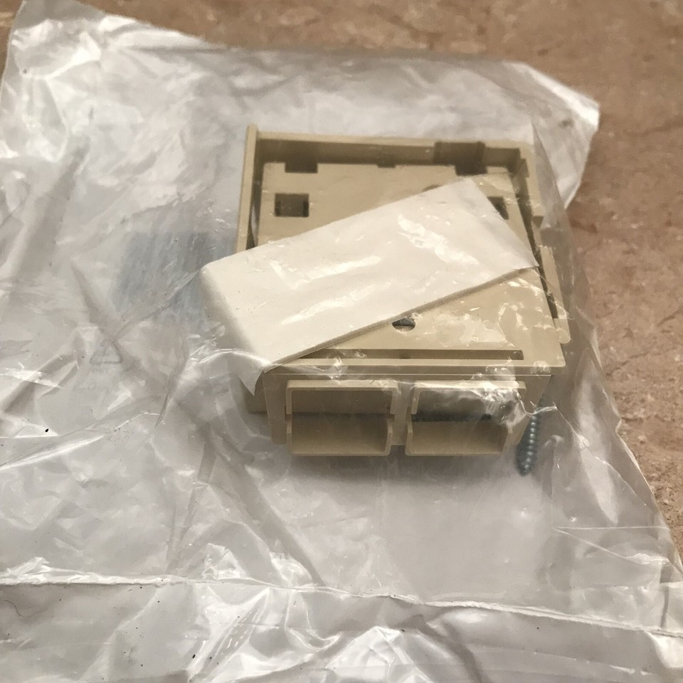 Commscope Two Port Surface Mount Box, Ivory M102-SMB - Lot of 2 | eBay