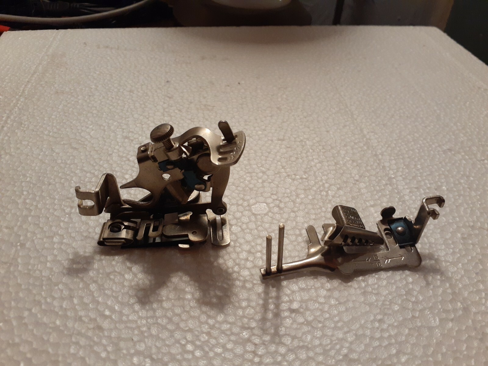 Vintage Singer Sewing Machine Ruffler Foot 1261+160359 Multiple Slot ...