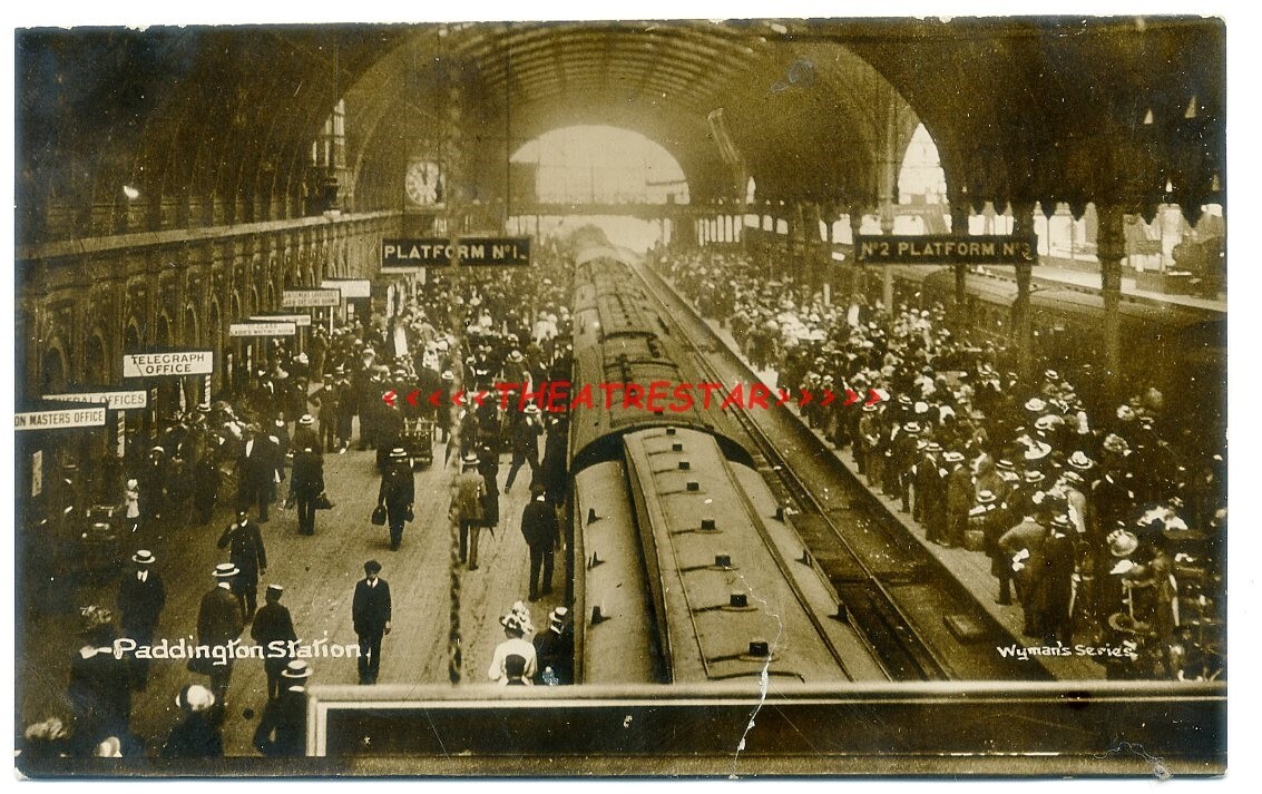 RP PADDINGTON STATION Great Western Railway (GWR) PLATFORM 1 London W2 ...