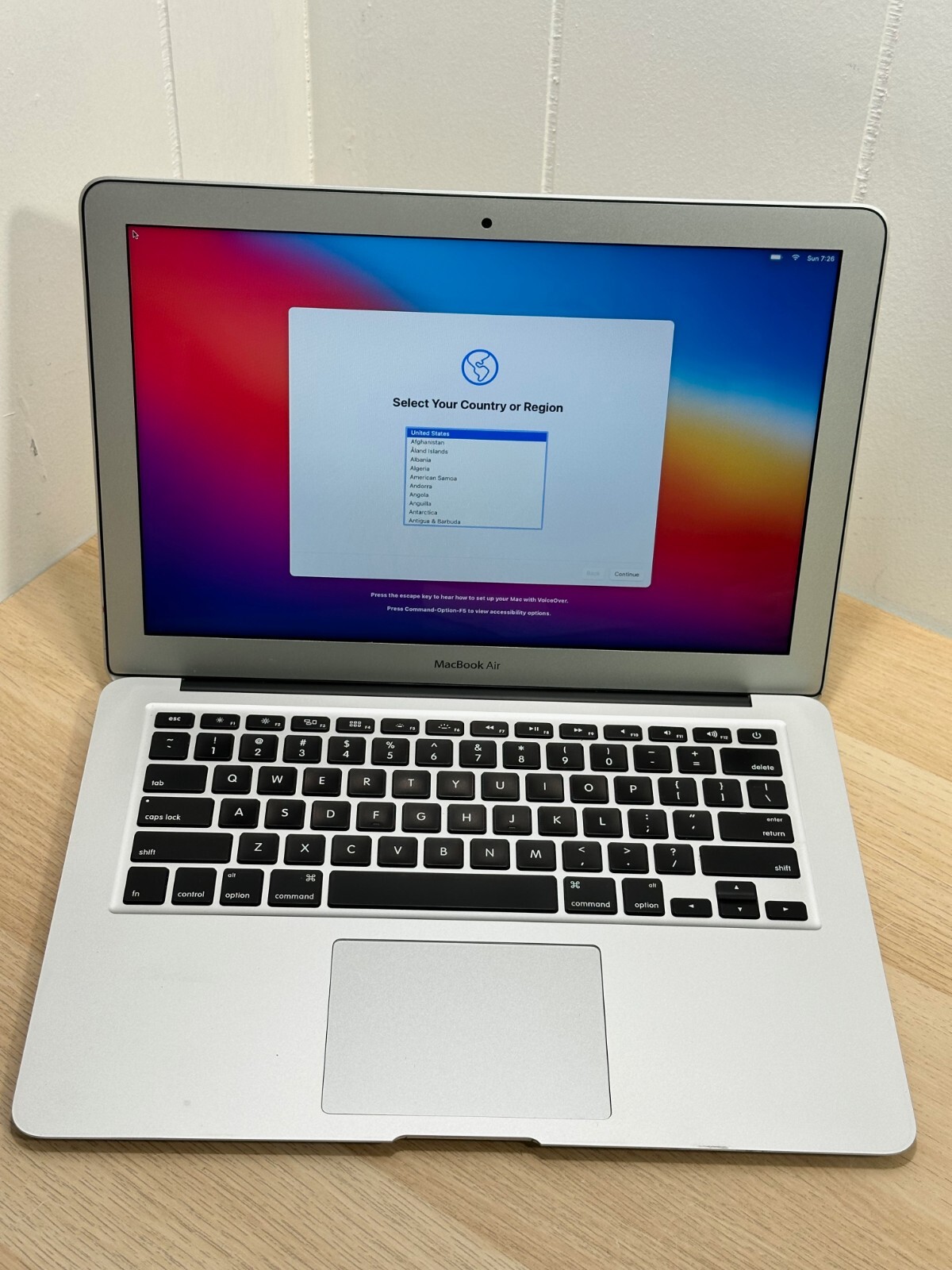 Apple A1466 MacBook Air 13" 2017 1.8 GHz i5 128GB SSD 8GB Ram WiFi ...