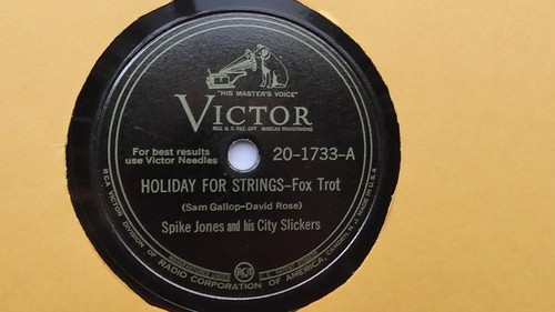 Spike Jones 78rpm Single 10-inch Victor Records #20-1733 Holiday For ...