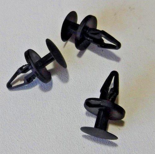 Chevrolet GM Push Type Retainers 6.5 MM Hole 11589289 Qty-15 18 MM ...