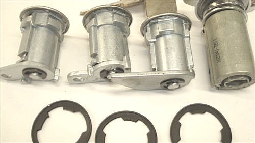 New AMC AMX & Javelin Trunk Door & Ignition Locks With Keys 70 71 72 73 ...