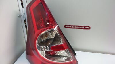 FEU ARRIÈRE GAUCHE Dacia Sandero Hatchback 1.2 16V (D4F-732) 2010 ...