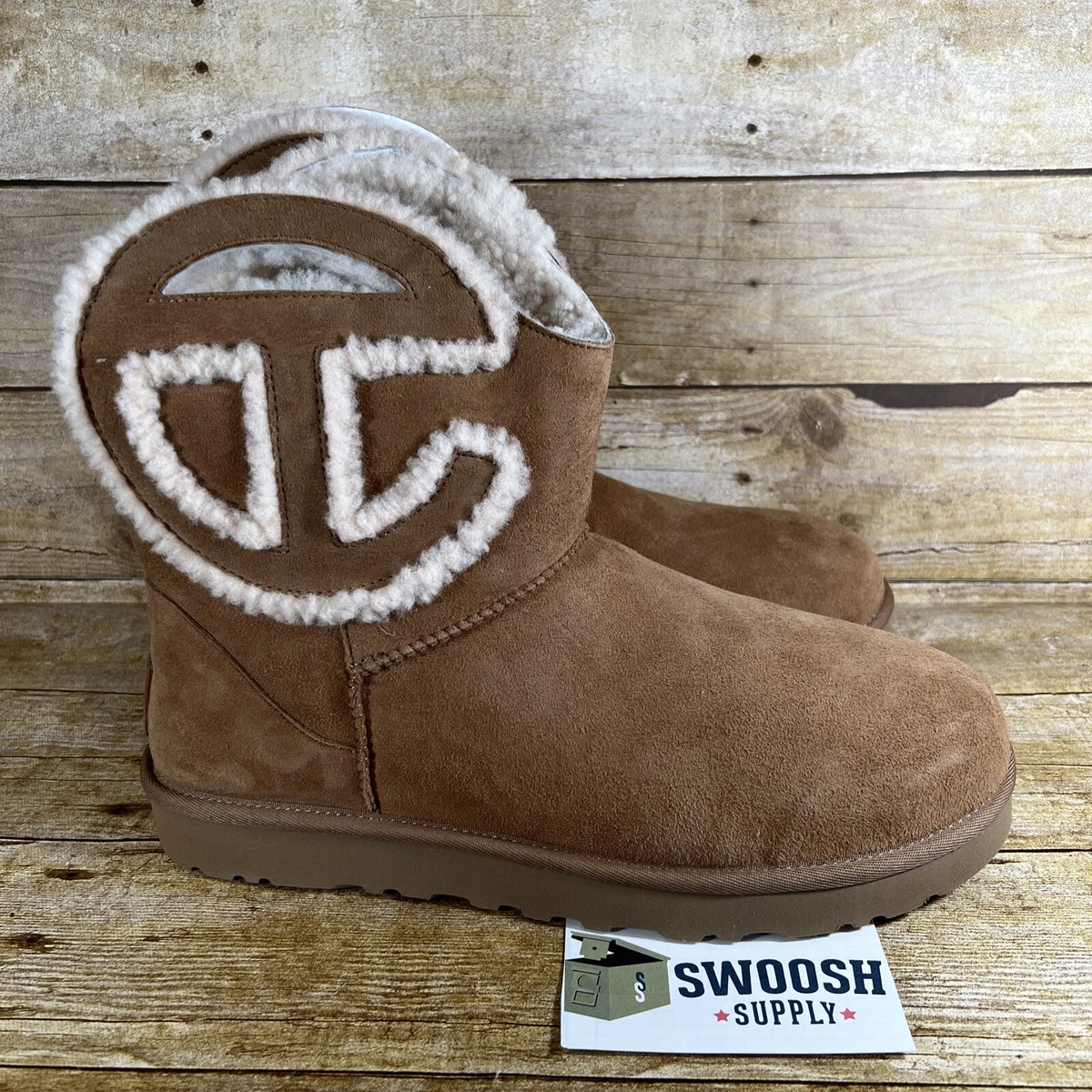 Uggs Logo