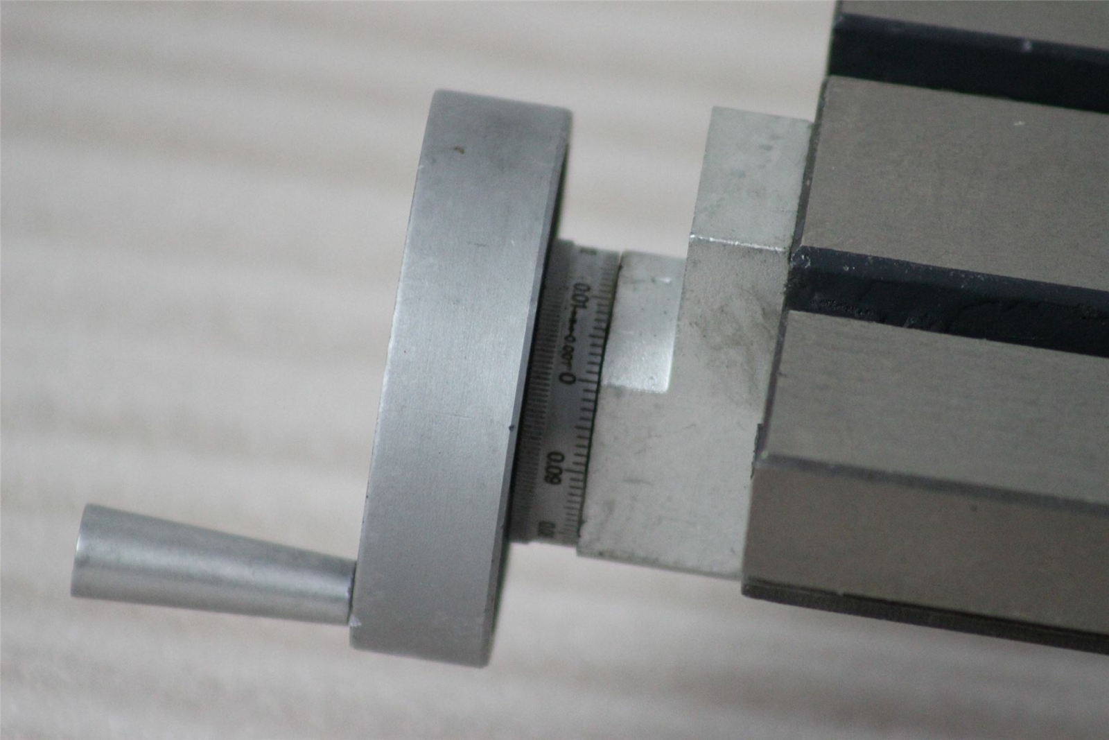 40218722 Cross Milling Machine Compound 2 Axis 4 Ways Working Table ...