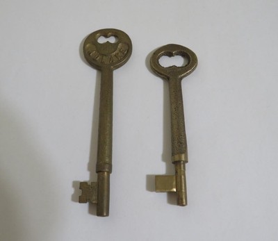Locks & Keys - Vintage Antique Brass Skeleton Keys - Vatican