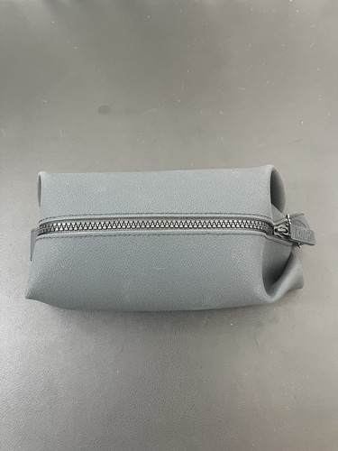 NWT KOBY LITE Silicone Toiletry Organizer Travel Bag Dopp Charcoal | eBay