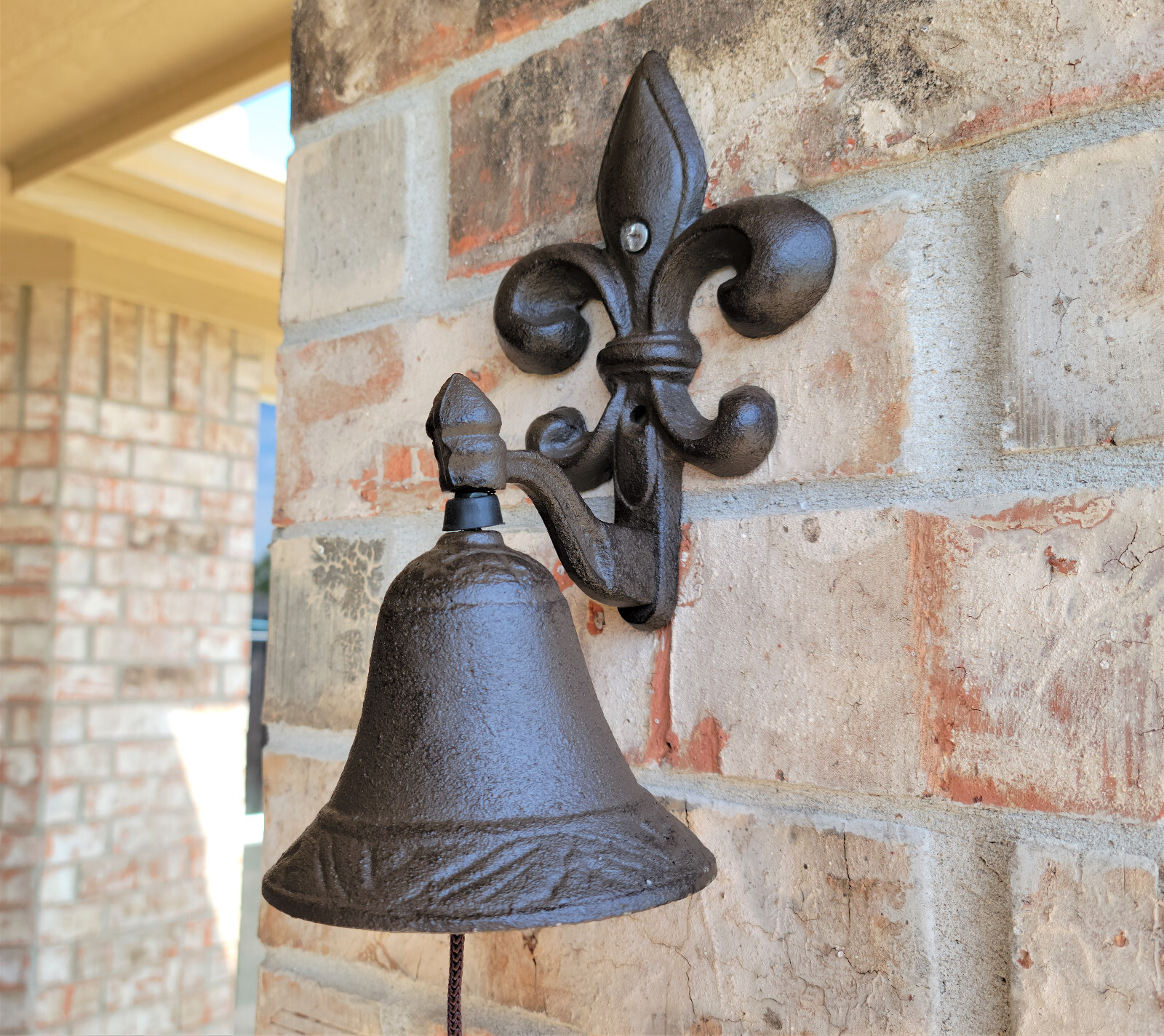 Rustic Cast Iron Dinner Bell Fleur De Lis Emblem Metal Striker Clapper ...